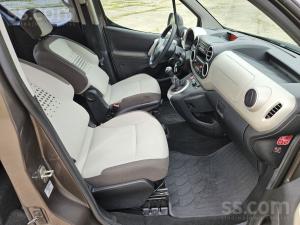 Brūns Citroen Berlingo 2015 Rīga, ar dzinēja tilpumu 1.60 L un nobraukumu 171 tūkst. km par 5200 €, foto 14 vietnē AUTOMOTO.COM.LV