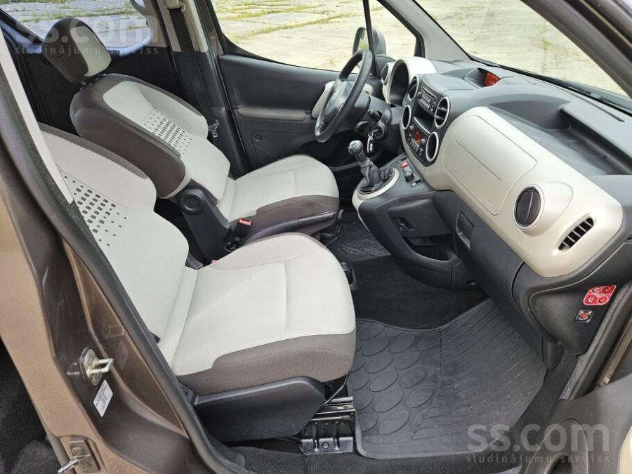 Brūns Citroen Berlingo 2015 Rīga, ar dzinēja tilpumu 1.60 L un nobraukumu 171 tūkst. km par 5200 €, foto 14 vietnē AUTOMOTO.COM.LV