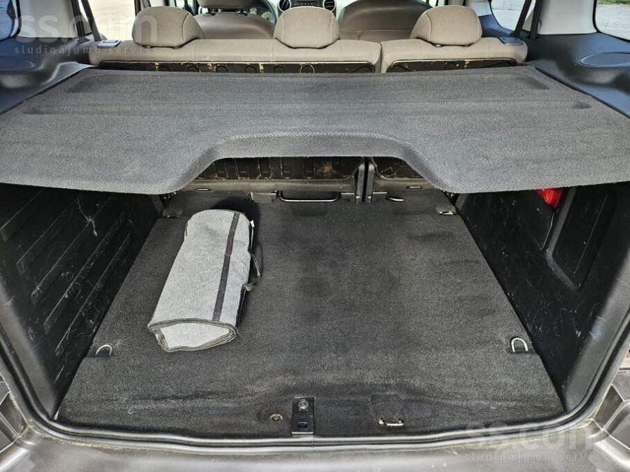Brūns Citroen Berlingo 2015 Rīga, ar dzinēja tilpumu 1.60 L un nobraukumu 171 tūkst. km par 5200 €, foto 19 vietnē AUTOMOTO.COM.LV