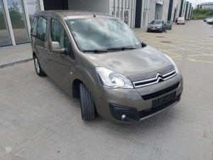 Brūns Citroen Berlingo 2015 Viļņa, ar dzinēja tilpumu 1.56 L un nobraukumu 209 tūkst. km par 6350 €, foto 3 vietnē AUTOMOTO.COM.LV
