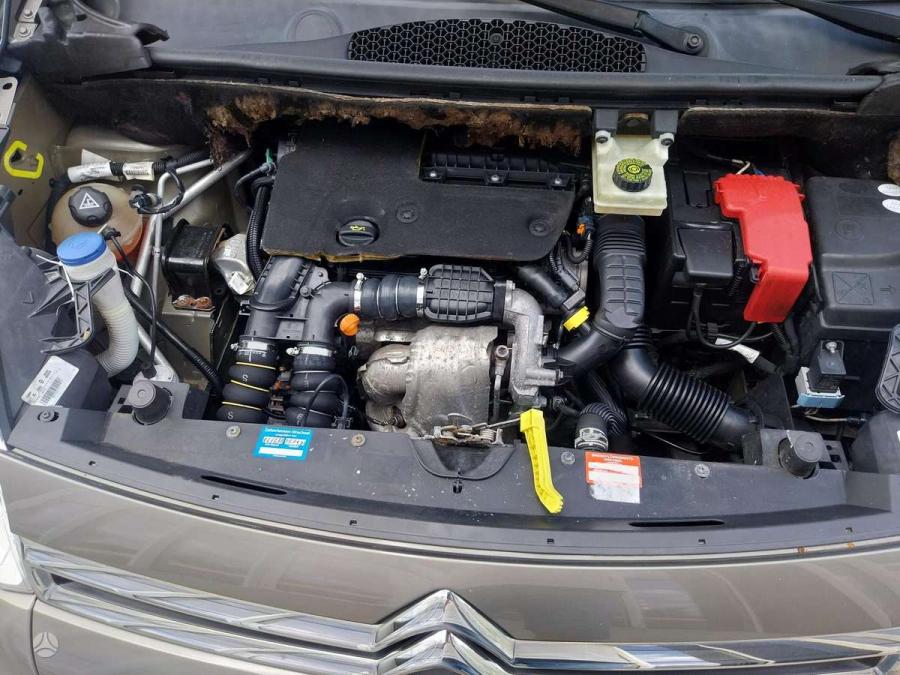 Brūns Citroen Berlingo 2015 Viļņa, ar dzinēja tilpumu 1.56 L un nobraukumu 209 tūkst. km par 6350 €, foto 12 vietnē AUTOMOTO.COM.LV