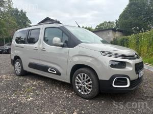 Brown Citroen Berlingo 2019 in Riga, with an engine capacity of 1.50 L and mileage of 0 thousand km for 7300 €, photo 3 on AUTOMOTO.COM.LV