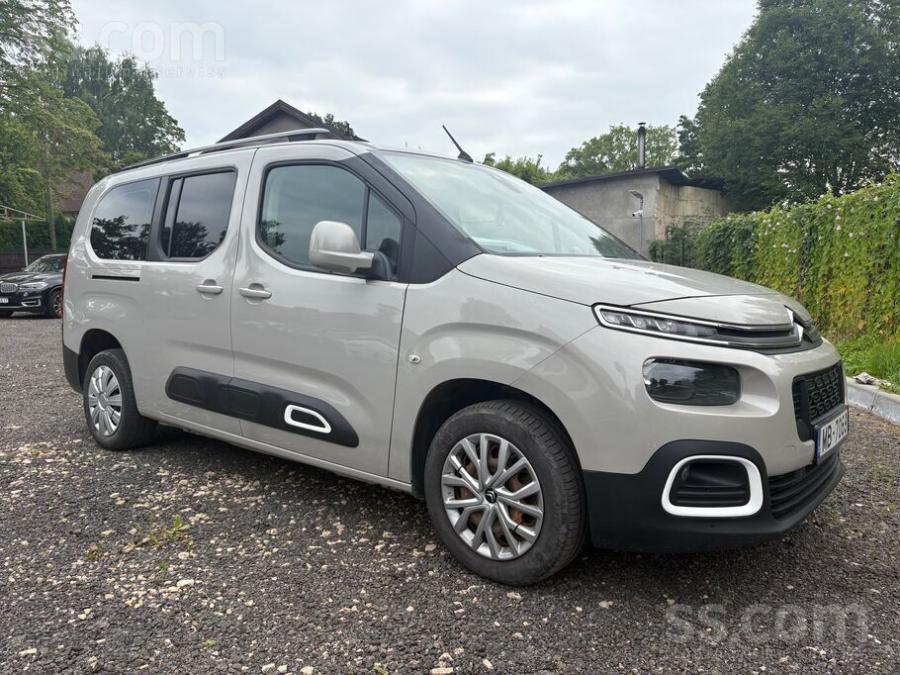 Brown Citroen Berlingo 2019 in Riga, with an engine capacity of 1.50 L and mileage of 0 thousand km for 7300 €, photo 3 on AUTOMOTO.COM.LV