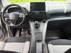 Brown Citroen Berlingo 2019 in Riga, with an engine capacity of 1.50 L and mileage of 0 thousand km for 7300 €, photo 9 on AUTOMOTO.COM.LV
