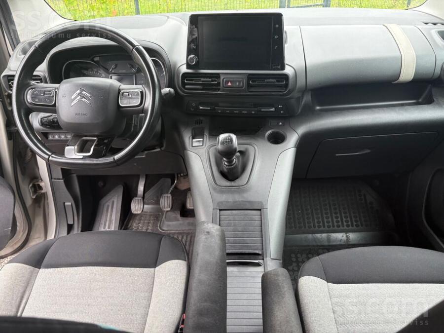 Brown Citroen Berlingo 2019 in Riga, with an engine capacity of 1.50 L and mileage of 0 thousand km for 7300 €, photo 9 on AUTOMOTO.COM.LV