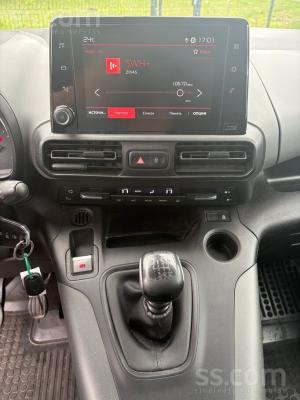 Brown Citroen Berlingo 2019 in Riga, with an engine capacity of 1.50 L and mileage of 0 thousand km for 7300 €, photo 11 on AUTOMOTO.COM.LV
