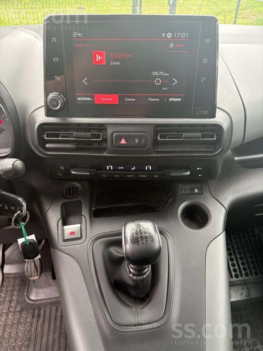 Brown Citroen Berlingo 2019 in Riga, with an engine capacity of 1.50 L and mileage of 0 thousand km for 7300 €, photo 11 on AUTOMOTO.COM.LV
