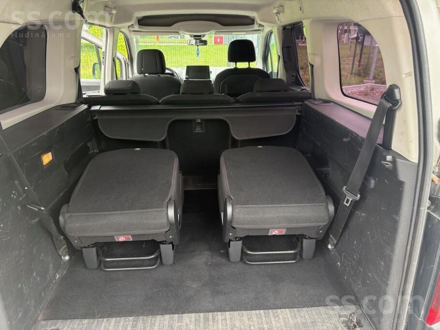 Brown Citroen Berlingo 2019 in Riga, with an engine capacity of 1.50 L and mileage of 0 thousand km for 7300 €, photo 14 on AUTOMOTO.COM.LV