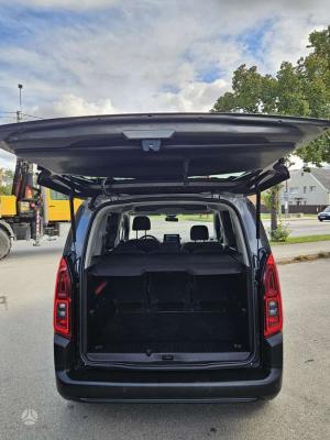 Brūns Citroen Berlingo 2019 Šauļi, ar dzinēja tilpumu 1.20 L un nobraukumu 186 tūkst. km par 8950 €, foto 12 vietnē AUTOMOTO.COM.LV