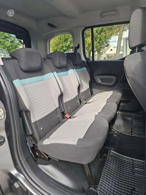 Brūns Citroen Berlingo 2019 Šauļi, ar dzinēja tilpumu 1.20 L un nobraukumu 186 tūkst. km par 8950 €, foto 14 vietnē AUTOMOTO.COM.LV