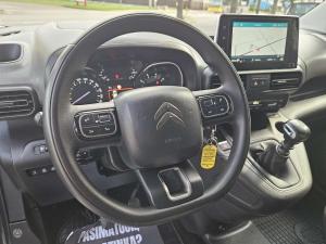 Brūns Citroen Berlingo 2019 Šauļi, ar dzinēja tilpumu 1.20 L un nobraukumu 186 tūkst. km par 8950 €, foto 17 vietnē AUTOMOTO.COM.LV