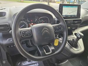 Brūns Citroen Berlingo 2019 Šauļi, ar dzinēja tilpumu 1.20 L un nobraukumu 186 tūkst. km par 8950 €, foto 17 vietnē AUTOMOTO.COM.LV