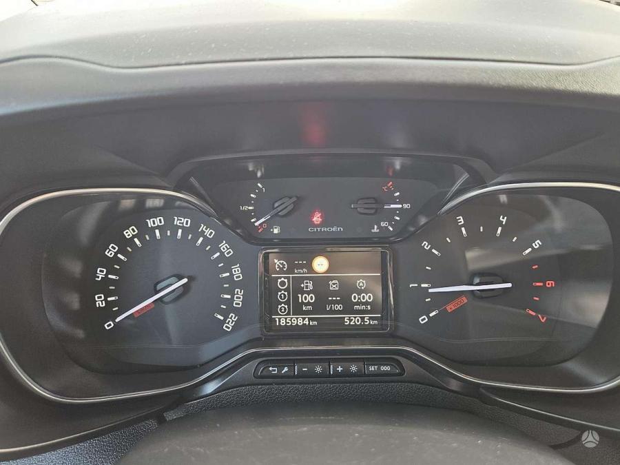 Brūns Citroen Berlingo 2019 Šauļi, ar dzinēja tilpumu 1.20 L un nobraukumu 186 tūkst. km par 8950 €, foto 22 vietnē AUTOMOTO.COM.LV