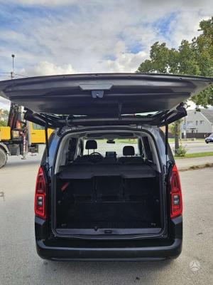 Brūns Citroen Berlingo 2019 Šauļi, ar dzinēja tilpumu 1.20 L un nobraukumu 186 tūkst. km par 8750 €, foto 12 vietnē AUTOMOTO.COM.LV