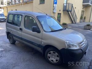 Brown Citroen Berlingo 2005 in Riga, with an engine capacity of 1.90 L and mileage of 360 thousand km for 500 €, photo 5 on AUTOMOTO.COM.LV