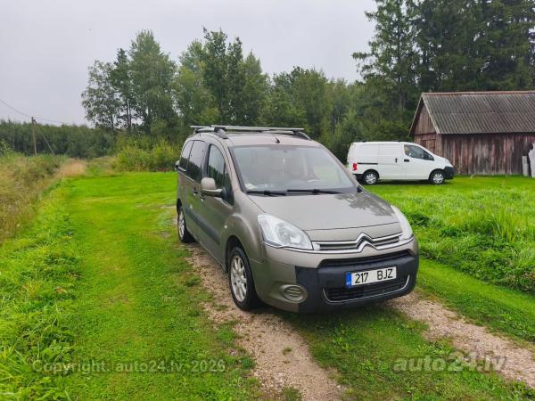 Brown Citroen Berlingo 2013 in Tallinn, with an engine capacity of 1.60 L and mileage of 345 thousand km for 3800 €, photo 2 on AUTOMOTO.COM.LV