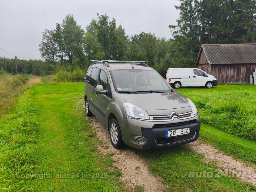 Brūns Citroen Berlingo 2013 Tallina, ar dzinēja tilpumu 1.60 L un nobraukumu 345 tūkst. km par 3800 €, foto 3 vietnē AUTOMOTO.COM.LV