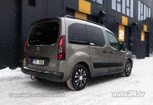 Brūns Citroen Berlingo 2014 Tallina, ar dzinēja tilpumu 1.60 L un nobraukumu 263 tūkst. km par 4399 €, foto 6 vietnē AUTOMOTO.COM.LV