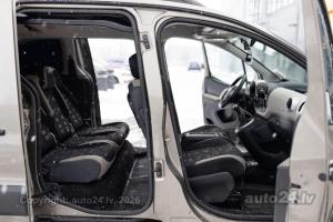 Brūns Citroen Berlingo 2014 Tallina, ar dzinēja tilpumu 1.60 L un nobraukumu 263 tūkst. km par 4399 €, foto 15 vietnē AUTOMOTO.COM.LV