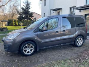 Brūns Citroen Berlingo 2015 Tallina, ar dzinēja tilpumu 1.60 L un nobraukumu 205 tūkst. km par 6300 €, foto 4 vietnē AUTOMOTO.COM.LV