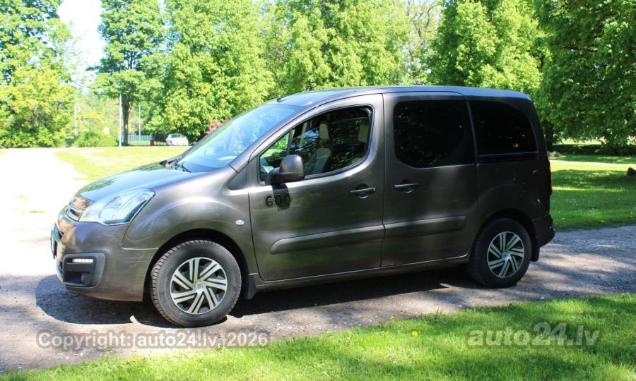 Brūns Citroen Berlingo 2015 Rapla, ar dzinēja tilpumu 1.60 L un nobraukumu 134 tūkst. km par 6950 €, foto 3 vietnē AUTOMOTO.COM.LV