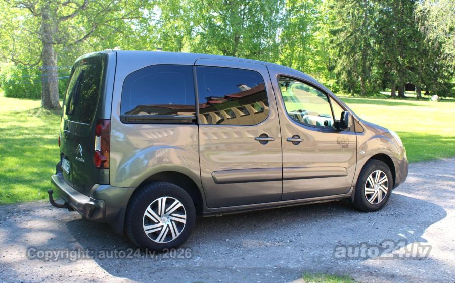 Brūns Citroen Berlingo 2015 Rapla, ar dzinēja tilpumu 1.60 L un nobraukumu 134 tūkst. km par 6950 €, foto 6 vietnē AUTOMOTO.COM.LV
