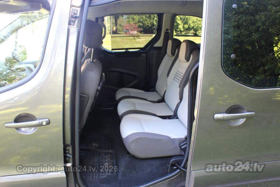 Brūns Citroen Berlingo 2015 Rapla, ar dzinēja tilpumu 1.60 L un nobraukumu 134 tūkst. km par 6950 €, foto 10 vietnē AUTOMOTO.COM.LV