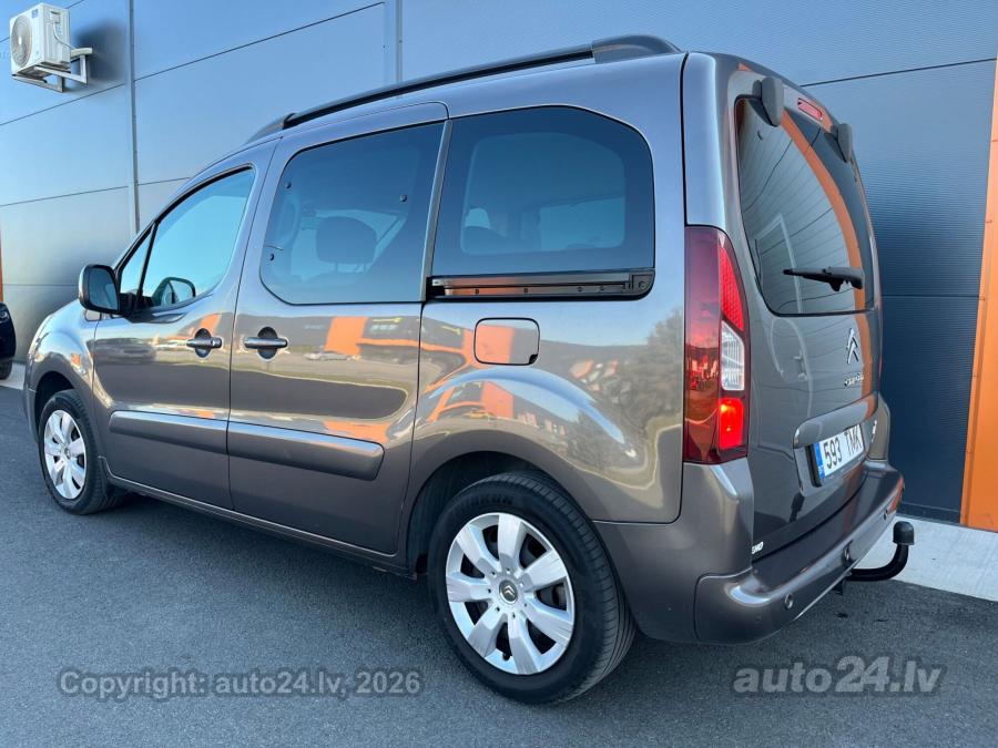 Brown Citroen Berlingo 2016 in Kuressaare, with an engine capacity of 1.20 L and mileage of 146 thousand km for 7690 €, photo 5 on AUTOMOTO.COM.LV