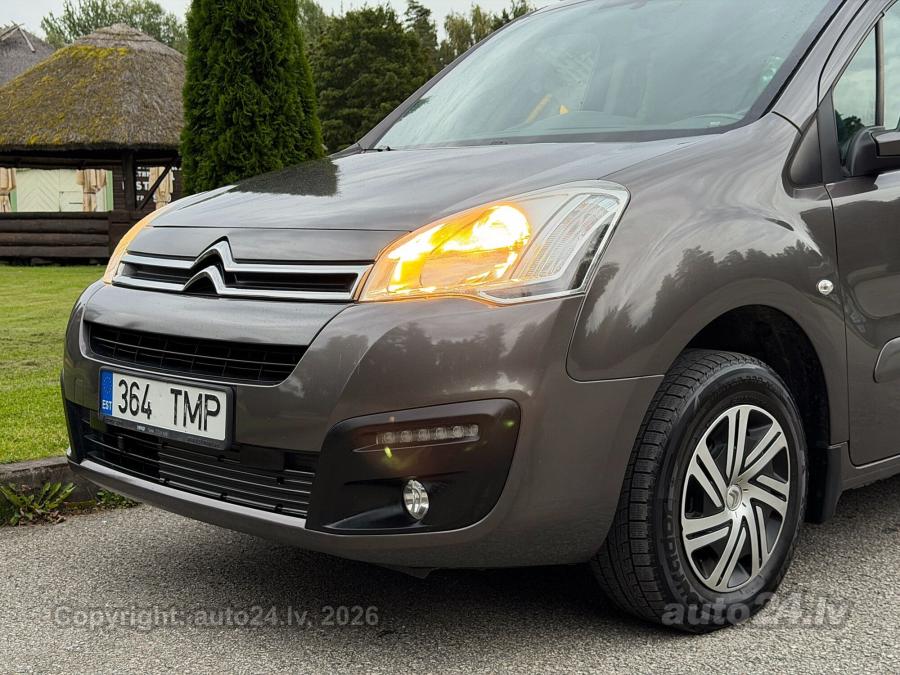 Brūns Citroen Berlingo 2017 Tallina, ar dzinēja tilpumu 1.60 L un nobraukumu 181 tūkst. km par 6495 €, foto 12 vietnē AUTOMOTO.COM.LV