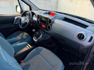 Brūns Citroen Berlingo 2017 Tallina, ar dzinēja tilpumu 1.60 L un nobraukumu 181 tūkst. km par 6495 €, foto 16 vietnē AUTOMOTO.COM.LV