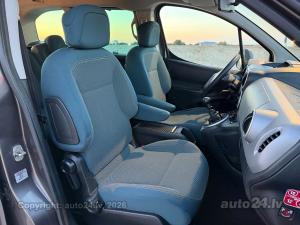 Brūns Citroen Berlingo 2017 Tallina, ar dzinēja tilpumu 1.60 L un nobraukumu 181 tūkst. km par 6495 €, foto 17 vietnē AUTOMOTO.COM.LV