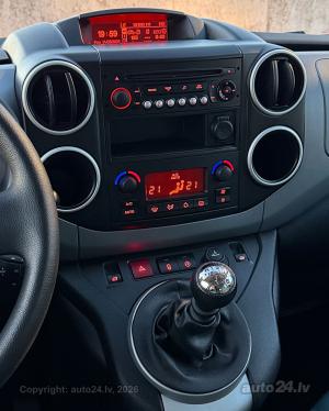 Brūns Citroen Berlingo 2017 Tallina, ar dzinēja tilpumu 1.60 L un nobraukumu 181 tūkst. km par 6495 €, foto 23 vietnē AUTOMOTO.COM.LV