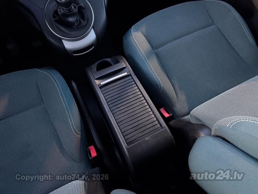 Brūns Citroen Berlingo 2017 Tallina, ar dzinēja tilpumu 1.60 L un nobraukumu 181 tūkst. km par 6495 €, foto 24 vietnē AUTOMOTO.COM.LV