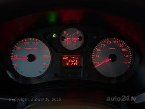 Brūns Citroen Berlingo 2017 Tallina, ar dzinēja tilpumu 1.60 L un nobraukumu 181 tūkst. km par 6495 €, foto 25 vietnē AUTOMOTO.COM.LV