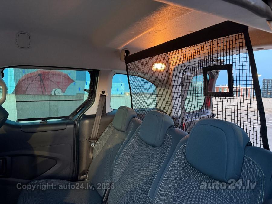 Brūns Citroen Berlingo 2017 Tallina, ar dzinēja tilpumu 1.60 L un nobraukumu 181 tūkst. km par 6495 €, foto 29 vietnē AUTOMOTO.COM.LV