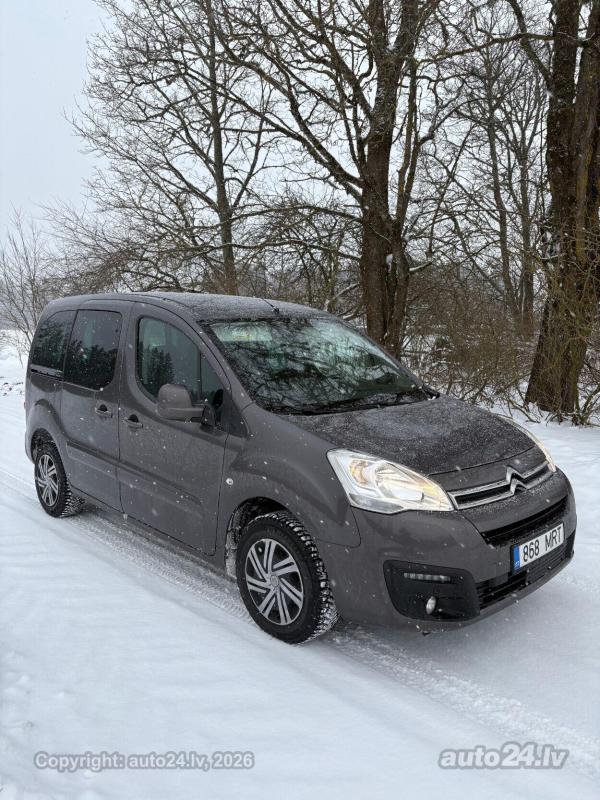 Brūns Citroen Berlingo 2018 Tallina, ar dzinēja tilpumu 1.60 L un nobraukumu 153 tūkst. km par 8900 €, foto 3 vietnē AUTOMOTO.COM.LV