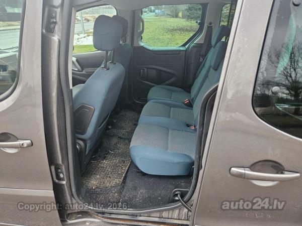 Brown Citroen Berlingo 2018 in Jogeva, with an engine capacity of 1.60 L and mileage of 281 thousand km for 5490 €, photo 9 on AUTOMOTO.COM.LV