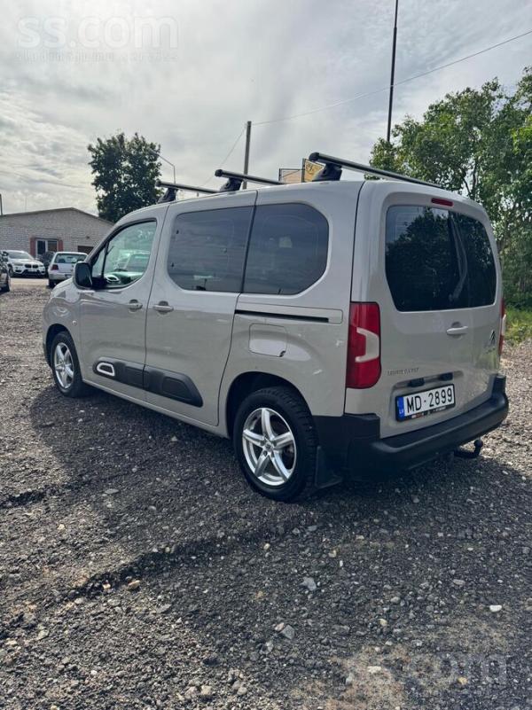 Citroen Berlingo 2019 Talsi vietnē Brūns Citroen Berlingo 2019 Talsi, ar dzinēja tilpumu 1.20 L un nobraukumu 250 tūkst. km par 8000 €, foto 4 vietnē AUTOMOTO.COM.LV