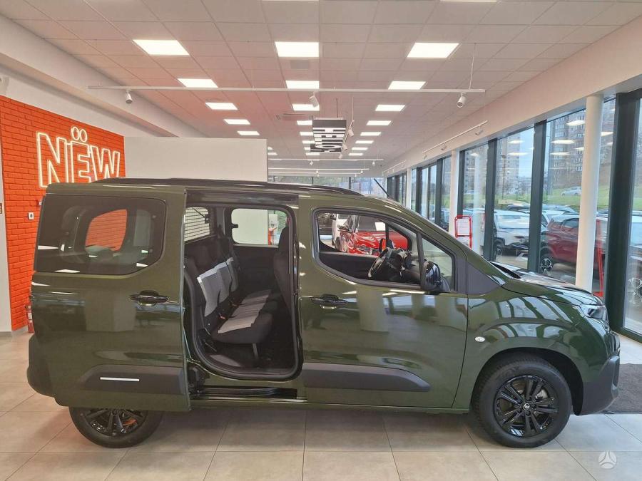 Green Citroen Berlingo 2026 in Vilnius, with an engine capacity of 1.50 L and mileage of 0 thousand km for 26790 €, photo 6 on AUTOMOTO.COM.LV
