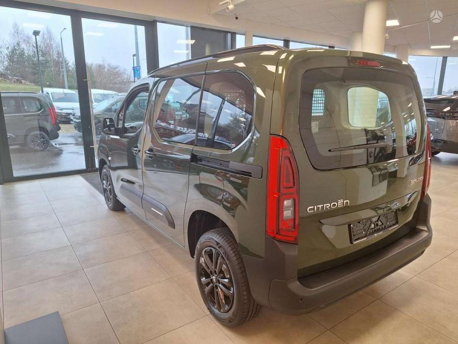 Green Citroen Berlingo 2026 in Vilnius, with an engine capacity of 1.50 L and mileage of 0 thousand km for 26790 €, photo 9 on AUTOMOTO.COM.LV