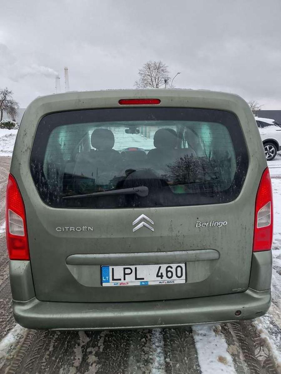 Zaļš Citroen Berlingo 2009 Viļņa, ar dzinēja tilpumu 1.56 L un nobraukumu 368 tūkst. km par 2100 €, foto 16 vietnē AUTOMOTO.COM.LV