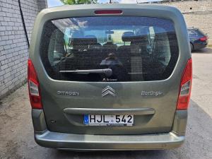 Green Citroen Berlingo 2011 in Kaunas, with an engine capacity of 1.56 L and mileage of 386 thousand km for 2100 €, photo 7 on AUTOMOTO.COM.LV