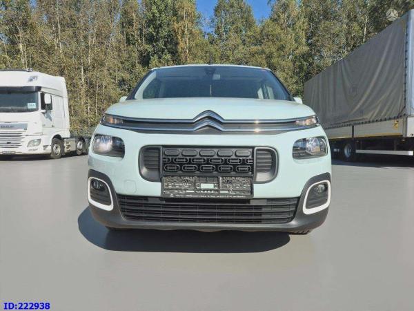 Zaļš Citroen Berlingo 2020 Viļņa, ar dzinēja tilpumu 1.20 L un nobraukumu 107 tūkst. km par 11550 €, foto 2 vietnē AUTOMOTO.COM.LV