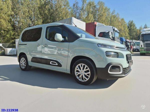Zaļš Citroen Berlingo 2020 Viļņa, ar dzinēja tilpumu 1.20 L un nobraukumu 107 tūkst. km par 11550 €, foto 3 vietnē AUTOMOTO.COM.LV