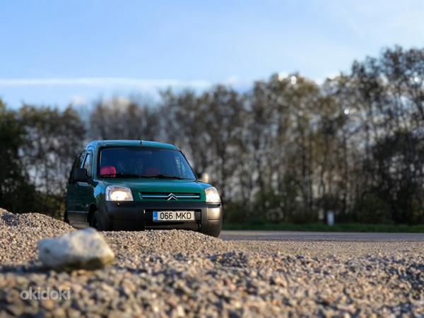 Green Citroen Berlingo 2007 in Parnu, with an engine capacity of 1.60 L and mileage of 307 thousand km for 1100 €, photo 1 on AUTOMOTO.COM.LV