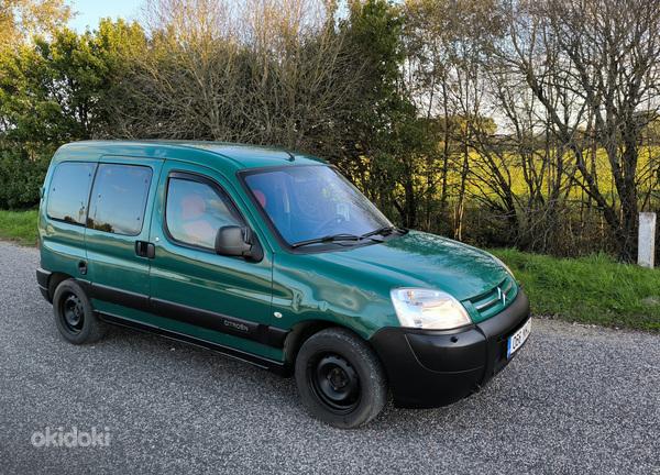 Green Citroen Berlingo 2007 in Parnu, with an engine capacity of 1.60 L and mileage of 307 thousand km for 1100 €, photo 3 on AUTOMOTO.COM.LV