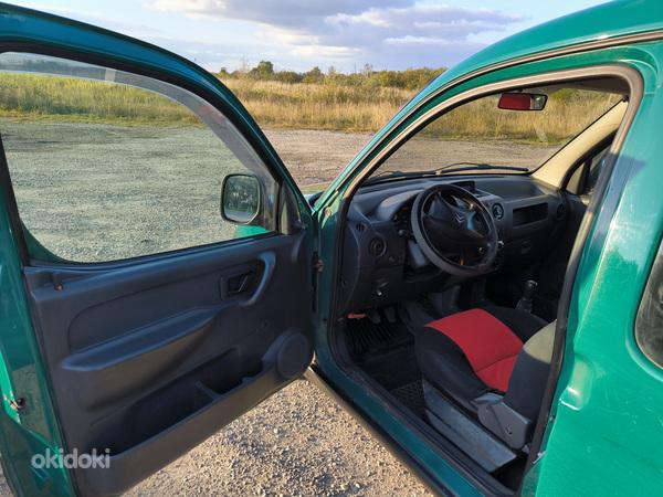 Green Citroen Berlingo 2007 in Parnu, with an engine capacity of 1.60 L and mileage of 307 thousand km for 1100 €, photo 10 on AUTOMOTO.COM.LV