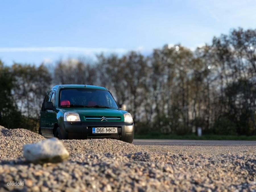 Green Citroen Berlingo 2007 in Parnu, with an engine capacity of 1.60 L and mileage of 307 thousand km for 1100 €, photo 16 on AUTOMOTO.COM.LV