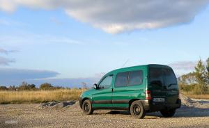 Green Citroen Berlingo 2007 in Parnu, with an engine capacity of 1.60 L and mileage of 307 thousand km for 1100 €, photo 17 on AUTOMOTO.COM.LV