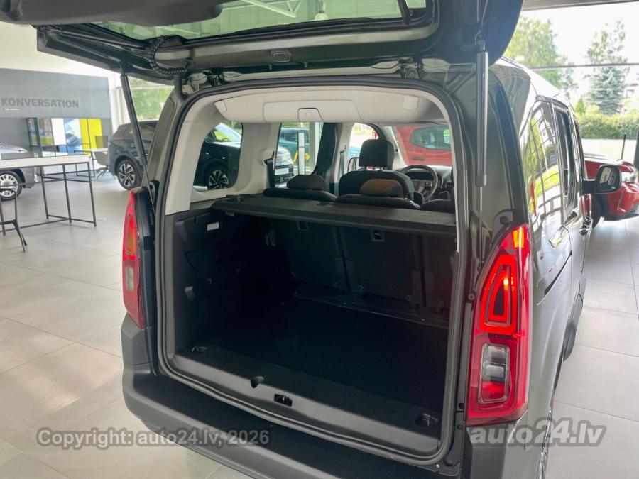 Green Citroen Berlingo 2026 in Johvi, with an engine capacity of 1.50 L and mileage of 0 thousand km for 32490 €, photo 9 on AUTOMOTO.COM.LV